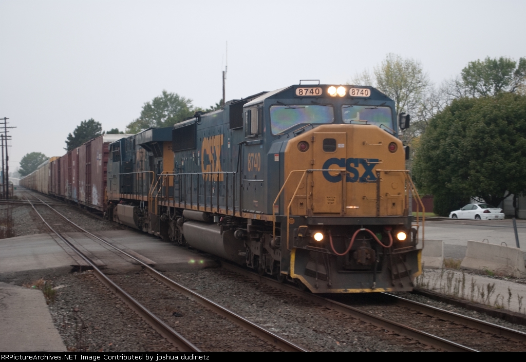 CSX 8740
